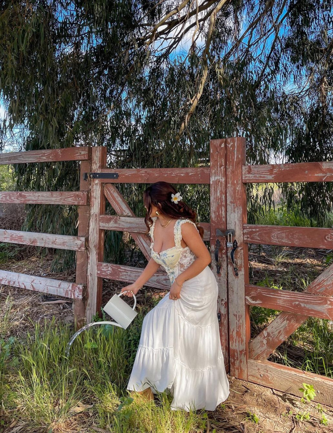 14 Soft Feminine Outfits To Enter Your Girly Era This Summer