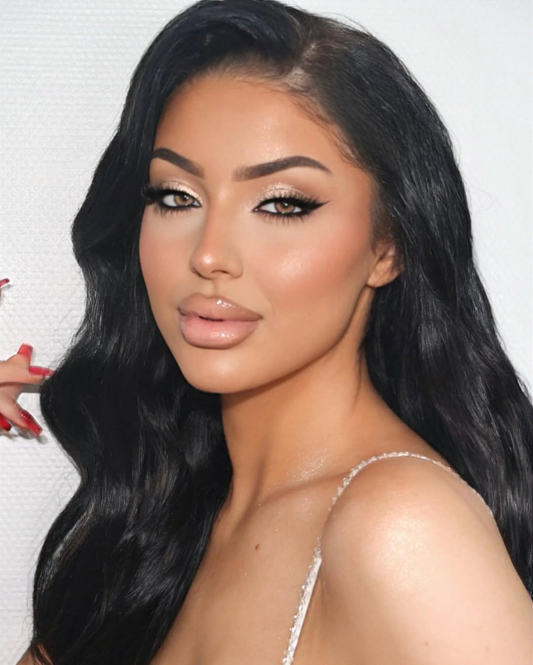 10 Date Night Makeup Looks That’ll Make Them Do a Double Take!