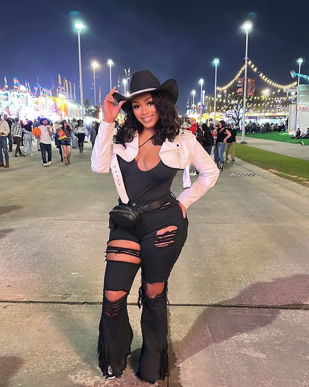 30 Rodeo Outfits That’ll Lasso You a Loaded Cowboy