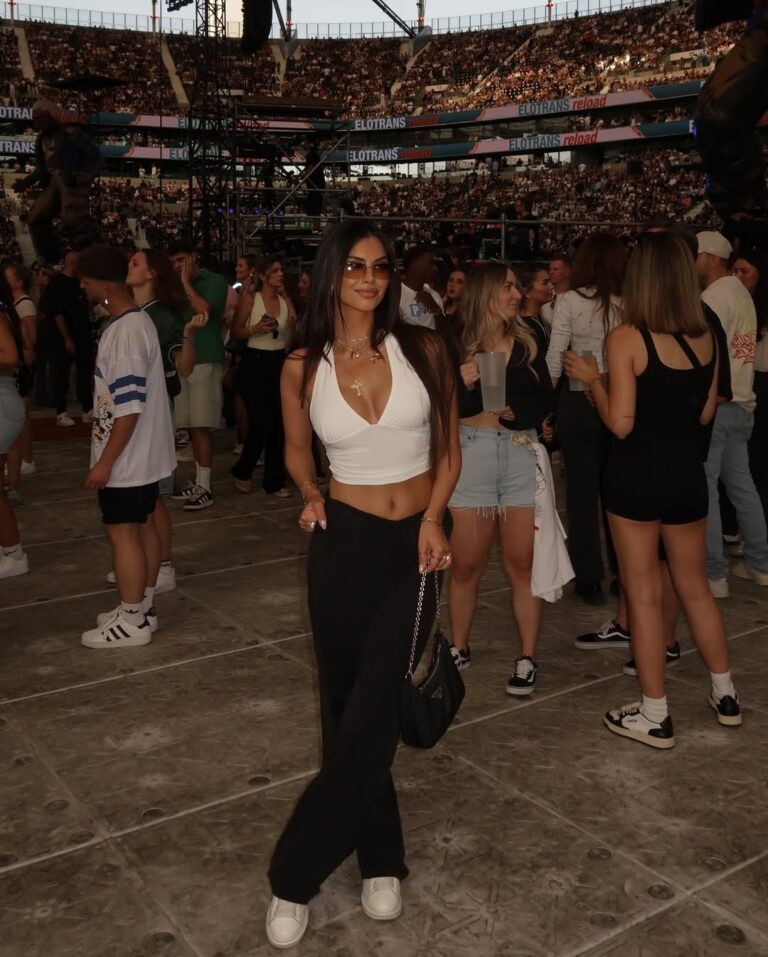35 Concert Outfit Ideas That Hit Harder Than the Headliner
