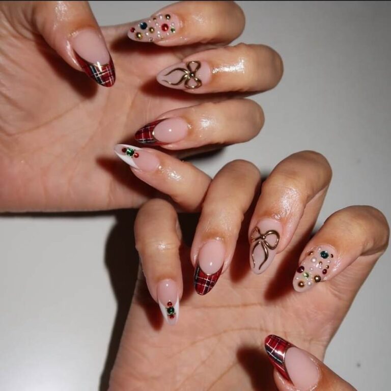 50+ Winter Nails Every Girl’s Bringing to Their Nail Tech Right Now